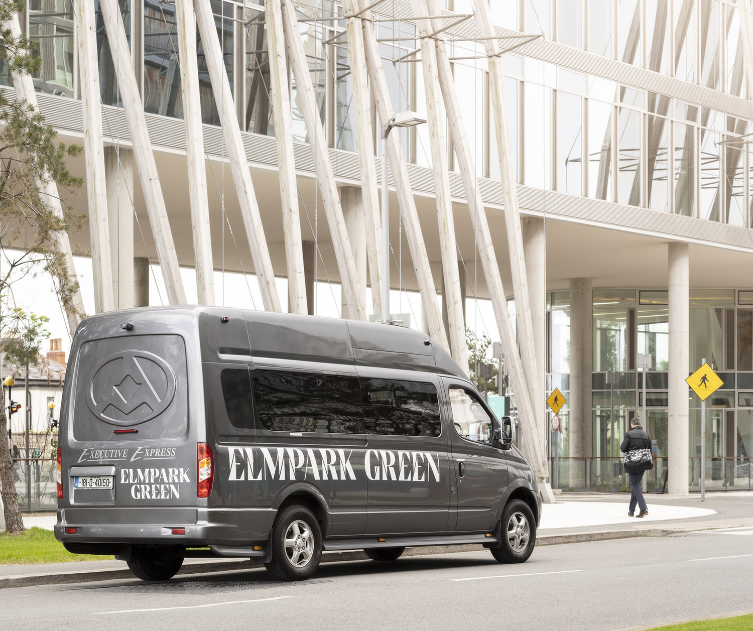 Elmpark Green Shuttle Bus - The Club